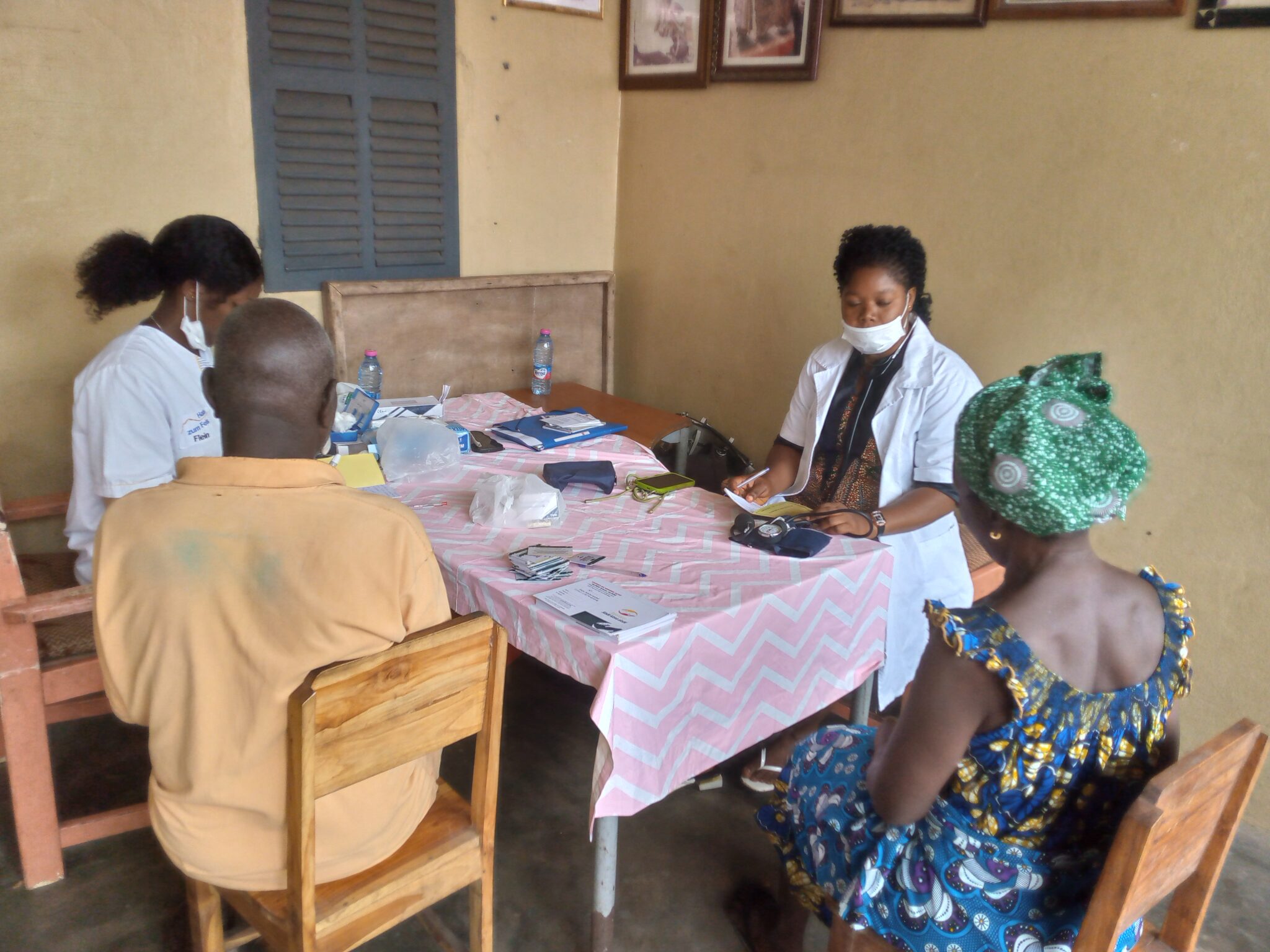 Grand-Adakpamé : Togbui Adjikou Lanklivi 1er et « Alodé Klona Alodé » s ...